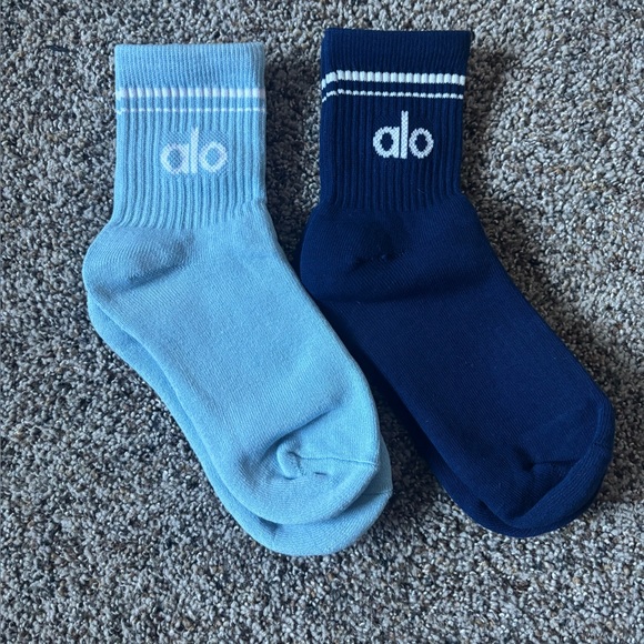 Accessories | 2 Pack Unisex Throwback Half Crew Socks Alo Yoga And Navy ...